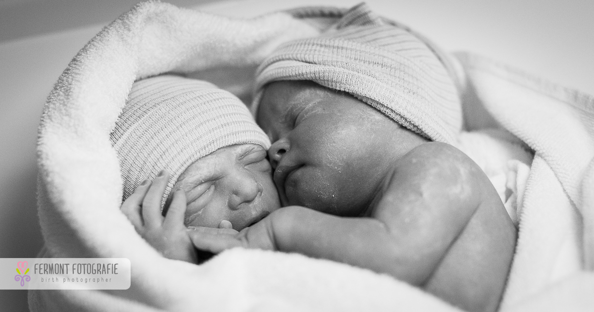 Een natuurlijke bevalling van een tweeling | Double the fun ...